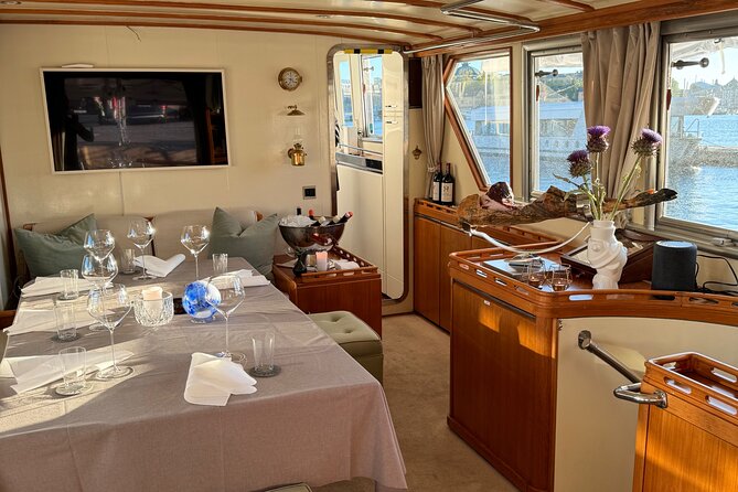 Exclusive Yacht Tour of Stockholm: Sunset, Dinner, Lunch, Cruise - Dinner Celebration