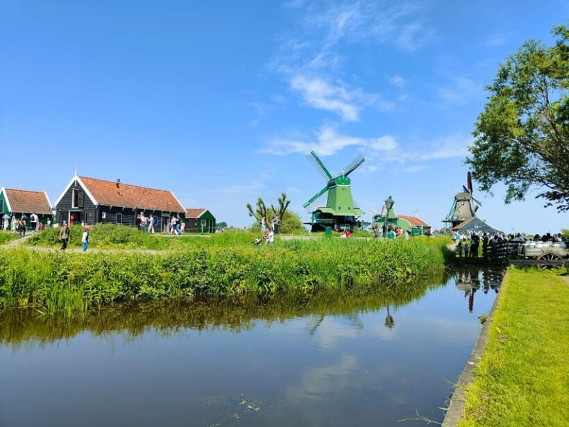 Excursion from Amsterdam to the windmills of Zaanse Schans - Excursion from Amsterdam to the Windmills of Zaanse Schans