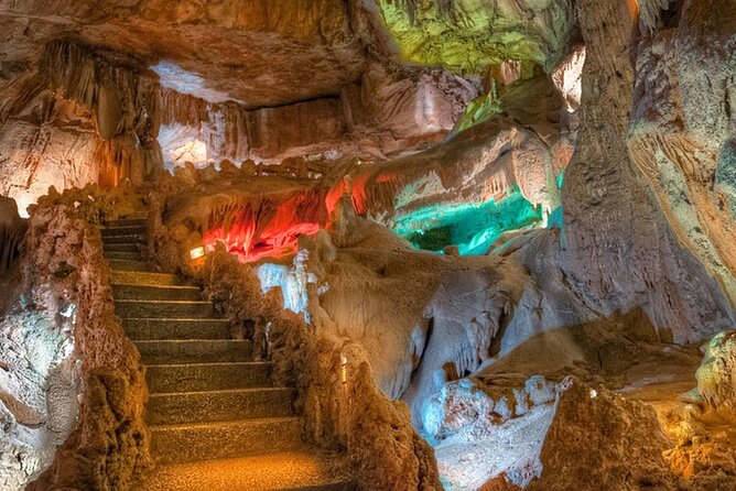 Excursion From Lisbon to Fátima Grutas Nazaré and Óbidos - Wandering Through Óbidos