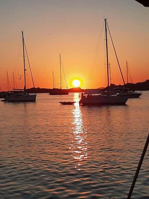 Excursion in the Gulf of Cagliari with lunch - What the Reviews Reveal
