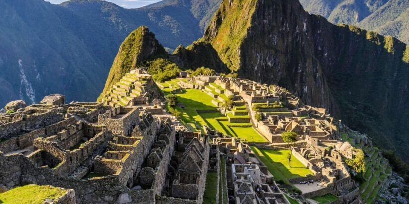 Excursion to Machu Picchu + Huayna Picchu Mountain - Key Points