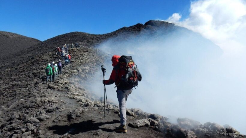 Excursion to summit craters with lunch and wine tour - The Sum Up