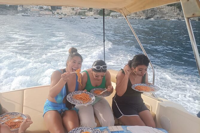 Excursion to the Amalfi Coast with 1-hour boat tour - FAQ