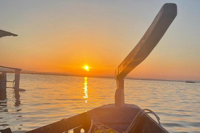 Excursion to the lagoon, sunset and boat ride. - FAQs