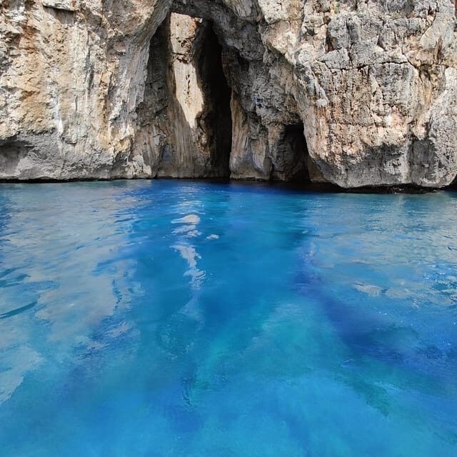 EXCURSION VISIT TO THE SANTA MARIA DI LEUCA CAVES - The Value of This Tour