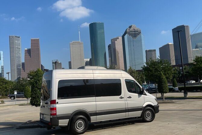 Executive Private Houston City Tour - The Wealth of River Oaks