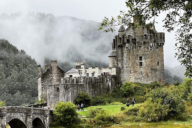 Executive Skye Tour from Portree Harbour - Kilt Rock and Mealt Falls