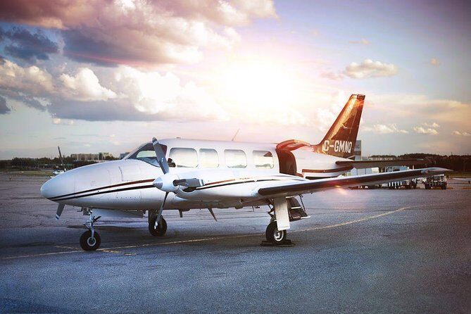 Exhilarating 120km Aerial Tour of Toronto with iflyTOTO - Who Will Love This Tour?