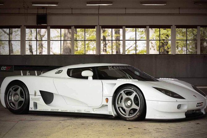 Exotic motor cars and a tour of Melbourne - Key Points