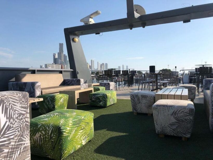 Exotic Yacht - Tour through the bay of Cartagena - Setting Sail on a Luxe Yacht