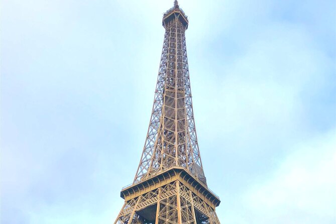 Experience a Decadent French Picnic with Wine Pairing in Paris - The Itinerary and Location Choices