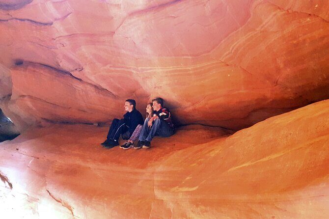 Experience a Secret Slot Canyon in Southern Utah! - An In-Depth Look at the Experience