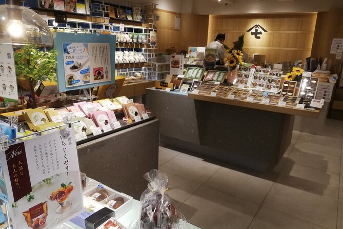 Experience a Western Twist on Japanese Sake Snacks - A Unique Twist on Japanese Sake Snacks