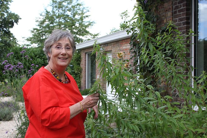 Experience Authentic Belgian Cuisine: Cooking Lesson and Meal With a Ghent Local - Exploring Seasonal and Local Ingredients