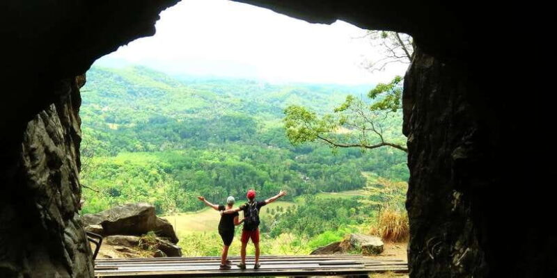 Experience Authentic Sri Lankan Life with Kasun! - Walking Among Waterfalls and Mountains