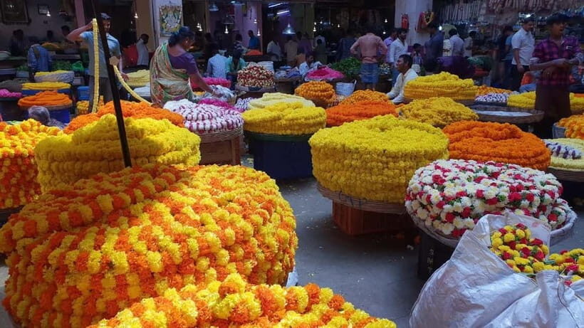 Experience Bangalore - Evening City Walk Tour & Market Visit - Key Points