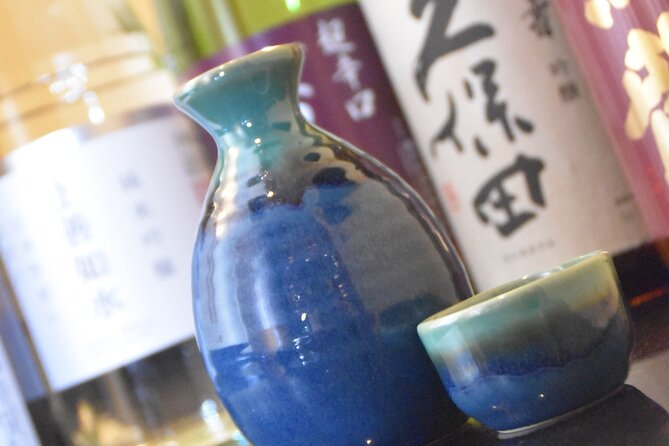 Experience Comparing Sake and Delicacies in Shinjyuku - Location and Meeting Point