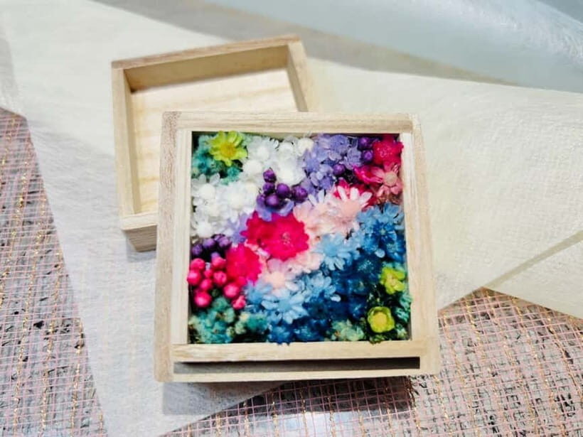 Experience Crafting a Flower-Adorned Mini Japanese Garden - Who Will Love This Experience?
