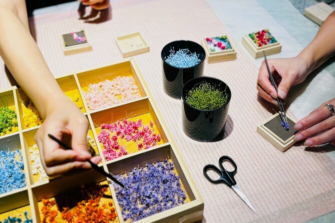 Experience Crafting a Flower-Adorned Miniature Japanese Garden - Exploring the Meeting Point and Transportation Options