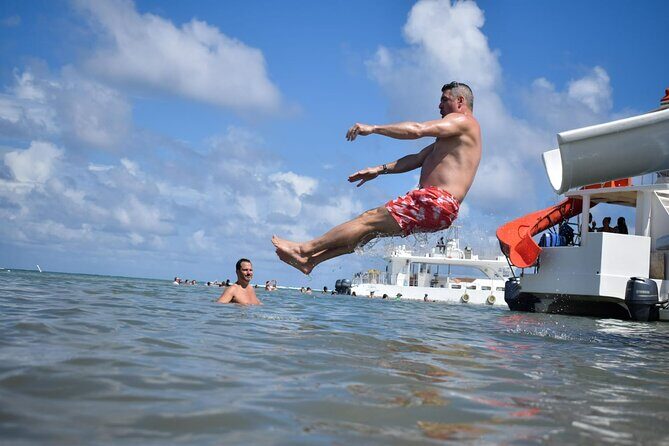 Experience for families and friends by private boat with pick-up - FAQ