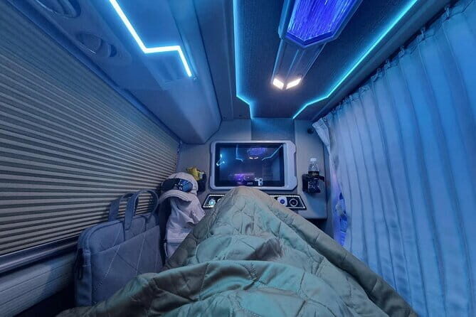 Experience From Sapa Transfer To Ha Noi by VIP Sleeper Bus - A Practical Guide to the Sapa-Hanoi VIP Sleeper Bus Experience