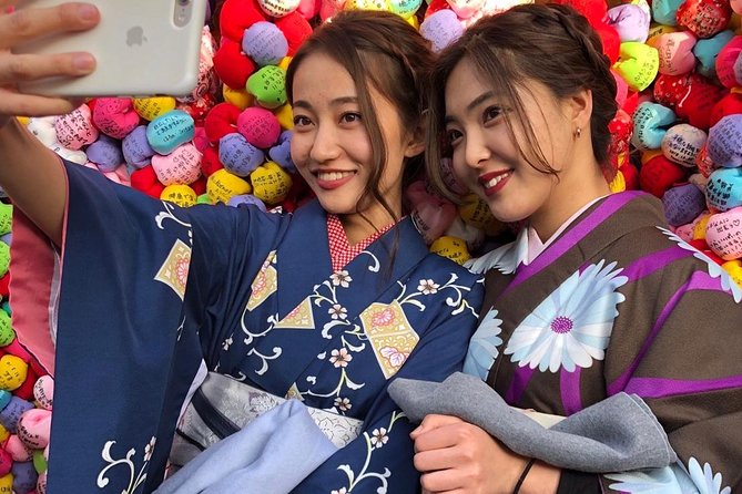 Experience Kimono in Kyoto - Dressing in a Kimono