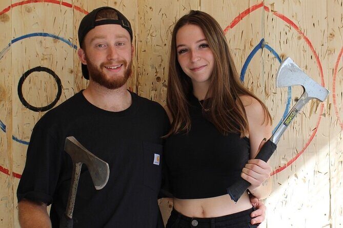 Experience Montréal Axe Throwing Adventure - A Practical Look at the Montreal Axe Throwing Adventure