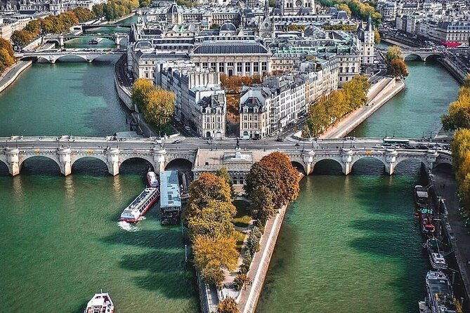 Experience Notre Dame De Paris Exterior & Île De La Cité Tour - Meeting and End Points