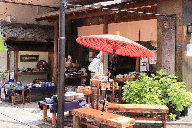 Experience Old Local Tokyo & Traditional Food in Yanaka Ginza - Browsing Through Captivating Traditional Shops