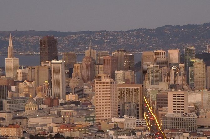 Experience San Francisco at Night in a Luxury SUV - A Comprehensive Look at the Nighttime San Francisco Experience