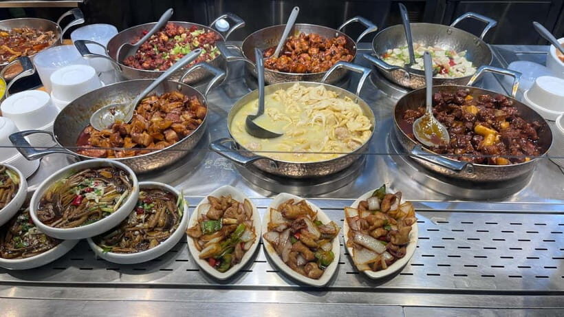 Experience Shanghai Like a Native: A Day in Local Life - Lunch at a Community Canteen