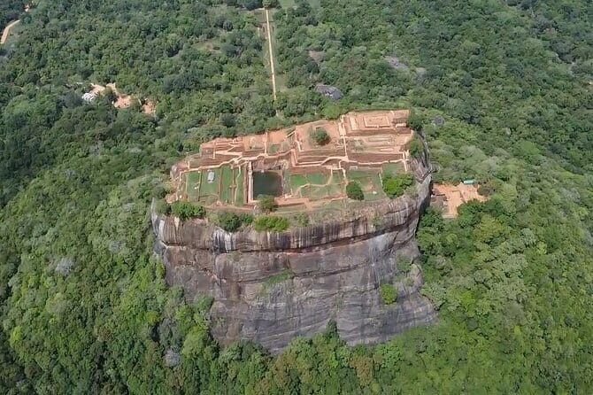 Experience the Beauty and History of Sri Lanka - Price and Value Analysis