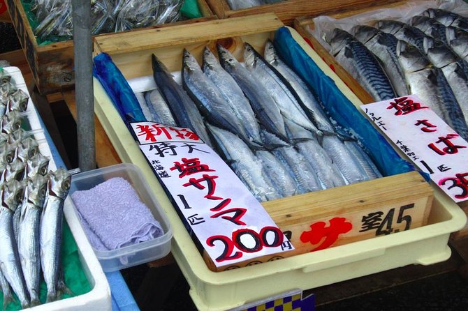 Experience the Energy of Kochi: Sunday Market Tour Includes Kochi Castle - Exploring Kochis Sunday Market