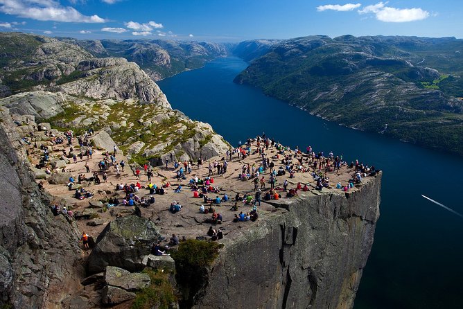 Experience the magnificent Lysefjord, Pulpit Rock. Join-in tour from Stavanger - Key Points