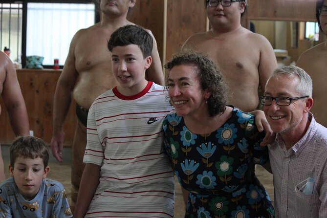 Experience the World of Sumo - Witness the Wrestlers in Action