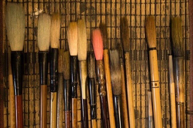 Experience Traditional Vietnamese Calligraphy Class in Ha Noi - What to Expect During the Calligraphy Class