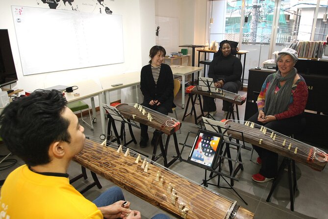 Experiential Lesson of the Japanese Instrument Koto - Common Questions