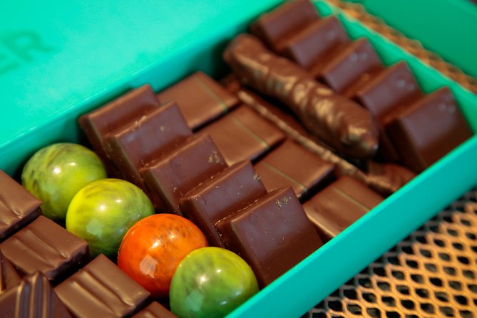 Expert-Led Sweet Secrets of Paris Pastry & Chocolate Marathon - Who Should Consider This Tour?