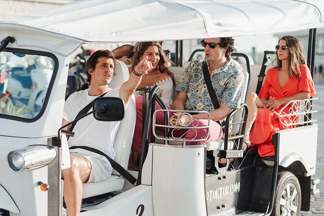 Expert Tour of Malaga in Private Eco Tuk Tuk - Practical Tips for Your Tour