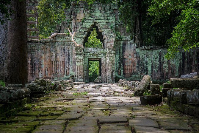 Explore 2-Days Sunrise Angkor Wat & Day Trip To Waterfall 1000 Lingas Carving - Exploring the Two-Day Itinerary
