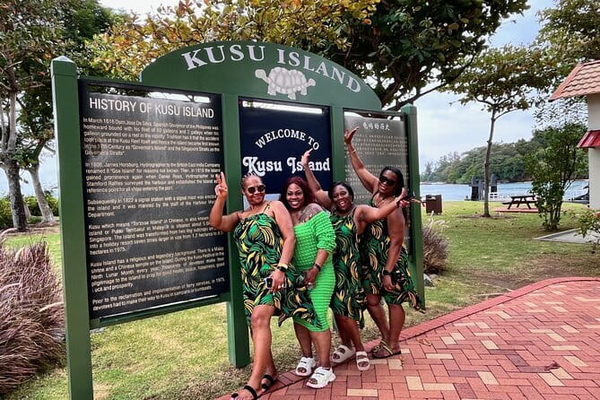 Explore a Rainforest teeming with Wildlife at Night! - Who Should Consider This Night Walk?