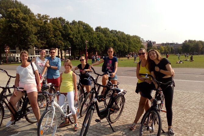 Explore Amsterdam by Bike in the Company of a French Local Guide - The Role of the French Local Guide