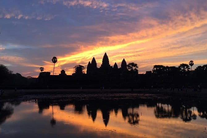 Explore Angkor Sunrise Spectacle a Full Day Temples Tour - In The Sum Up