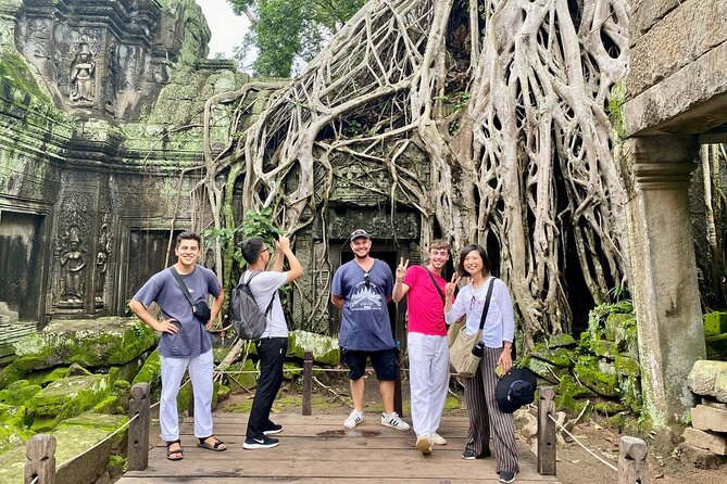 Explore Angkor Temple & Other - Private Vehicle with Tour Guided - An Introduction to the Experience