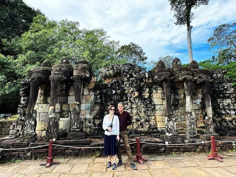 Explore Angkor Tour with Sunset - Key Points