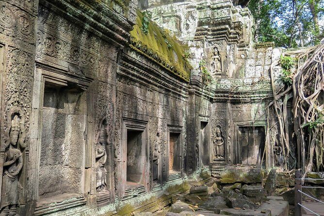 Explore Angkor Wat and Ta Phrom in depth - Detailed Itinerary Breakdown