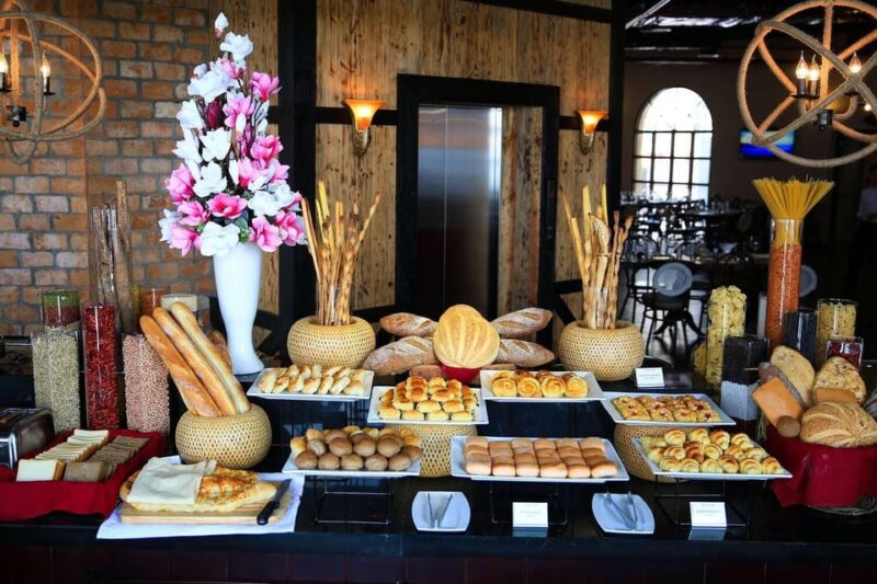 Explore Ba Na Hill, Golden Bridge in the sunset with dinner - Sunset Views and a Local Dinner