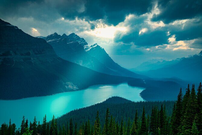 Explore Banffs Wonders: Lake Louise, Moraine Lake, and Beyond - The Itinerary in Detail