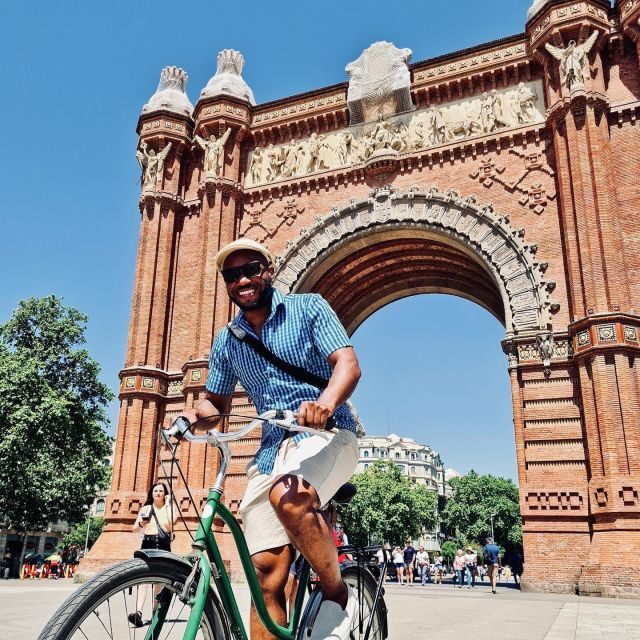 Explore Barcelona by Bike & Photo Shooting - Practical Details and What’s Included