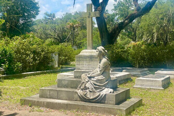 Explore Bonaventure Cemetery with Guided Walking Tour - A Deep Dive into the Tour Experience